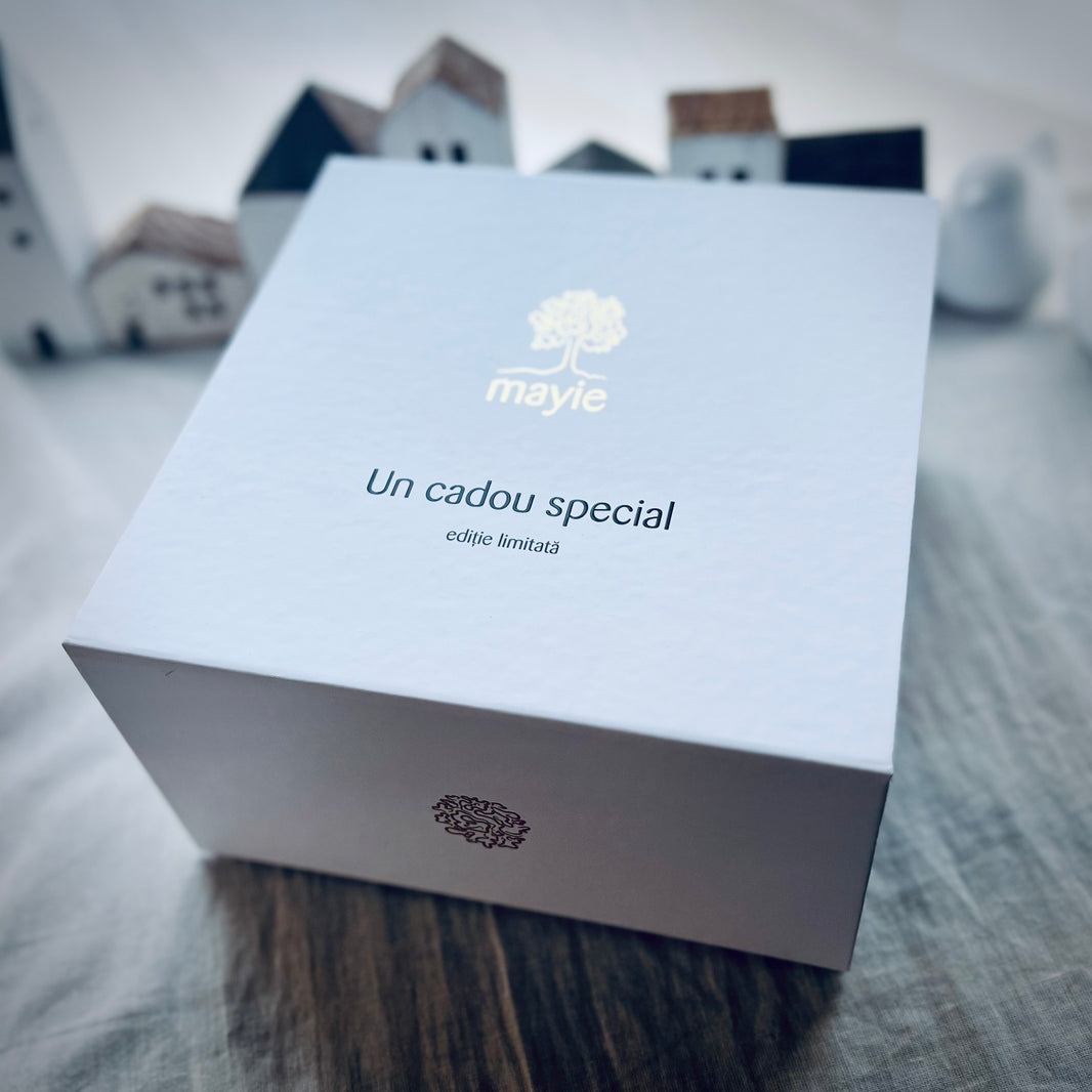 Creme – Mayie